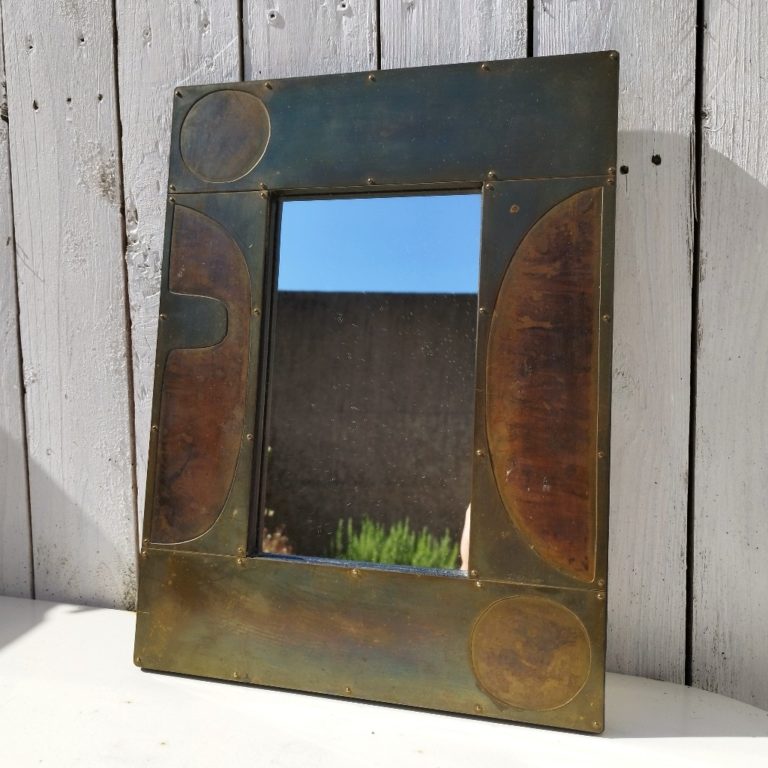 Miroir laiton repoussé, design 60's, Jean Blazy - Acolytes Antique