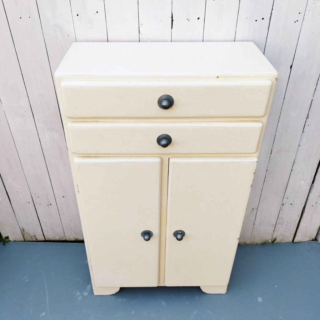 Meuble d'appoint, bois peint blanc, vintage - Acolytes Antique