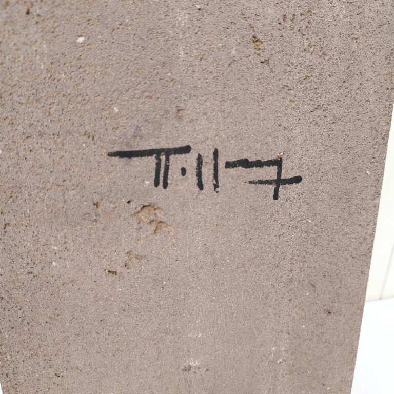 Plaque de lave émaillée, décor abstrait, Jean Jaffeux - Acolytes Antique